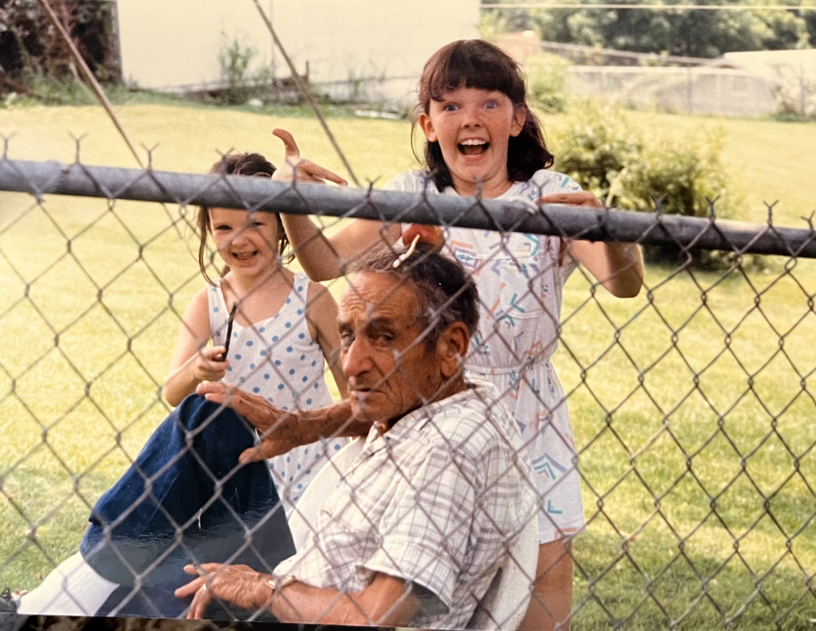 The Apple Tree – Uplifting, Encouraging, and Fun blogging.